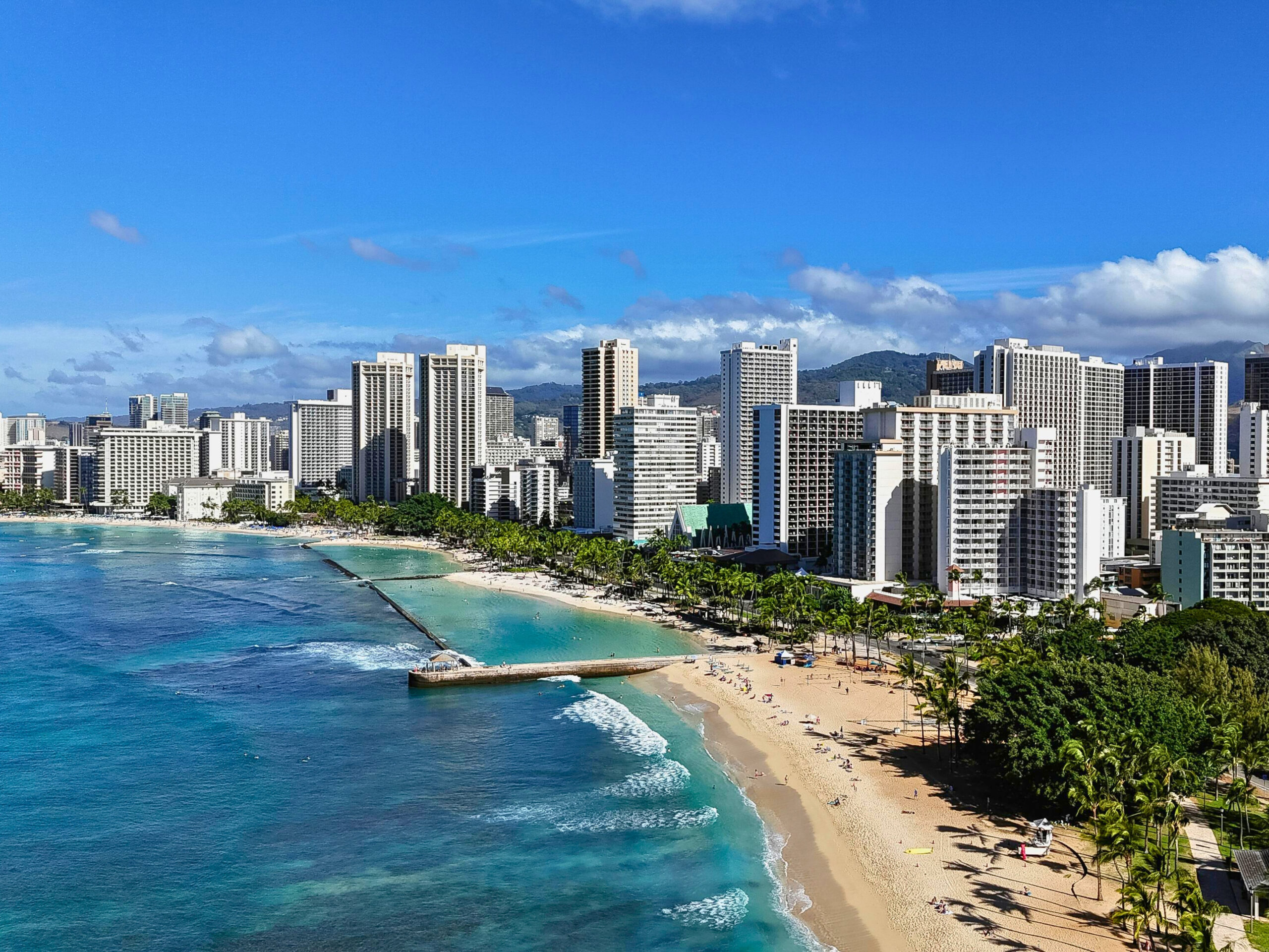 Spring Break in Waikiki: Save 25% at White Sands Hotel